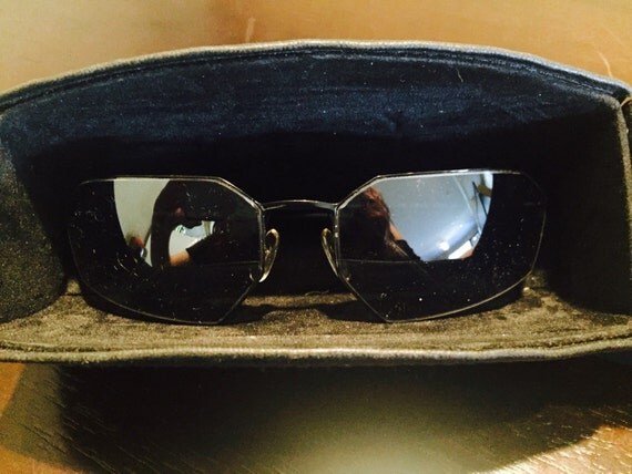 Items similar to OFFICIAL The Matrix Agent Smith sunglasses by blind ...