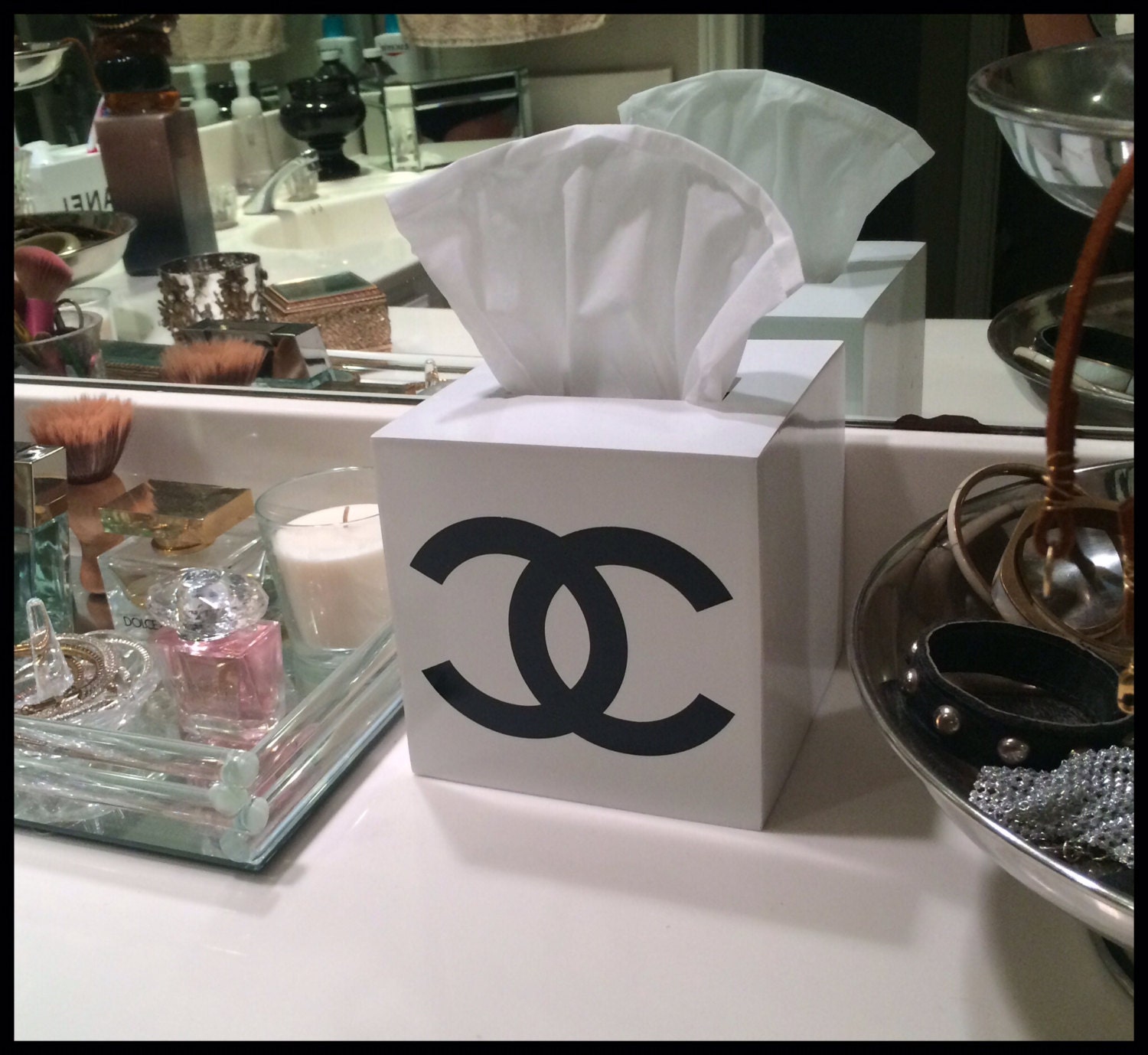 CHANEL Tissue Box Cover White Lacquer by Cremedelacremejhome