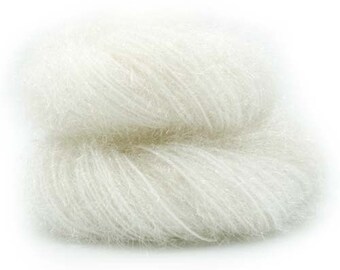 White fuzzy yarn | Etsy