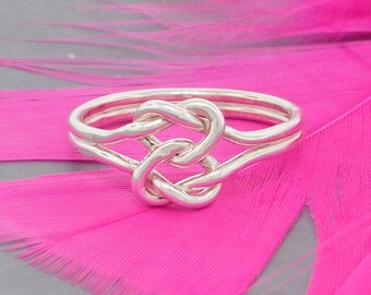 Unity knot | Etsy