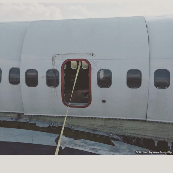 Window panel fuselage section. Boeing 737-700 China Southern.