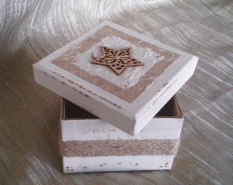 Pretty jewelry box | Etsy