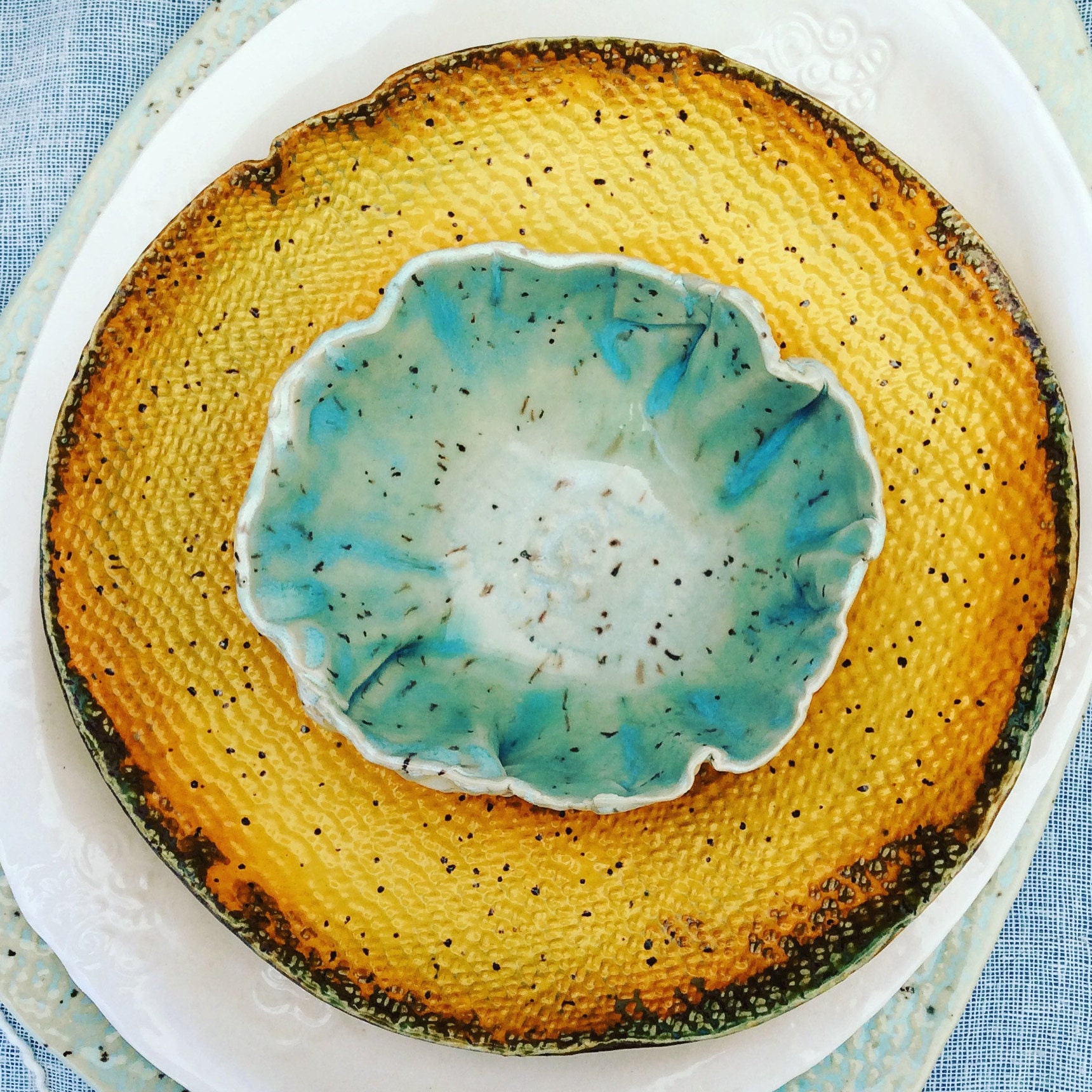 Handmade pottery always makes food taste better... by Clayshapes