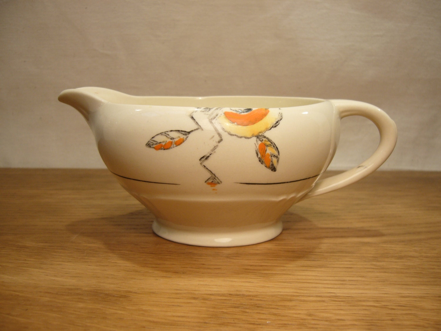 Vintage 1930s Empire Pottery Ivory ware gravy or sauce boat with hand ...