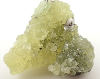 Tremolite crystal from Tanzania 2.8gm / by StructureMinerals