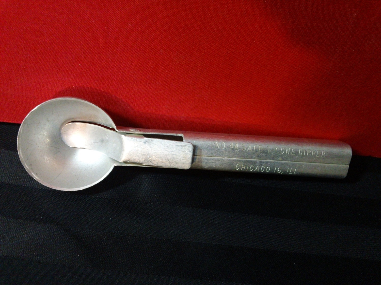Vintage Aluminum No.44 Safe-T-Cone Dipper Ice Cream Serving Utensil ...