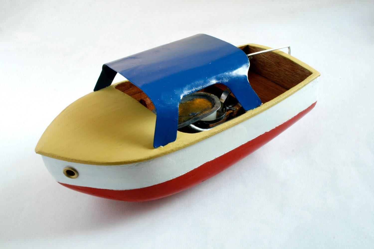 Sosuke's pop-pop boat