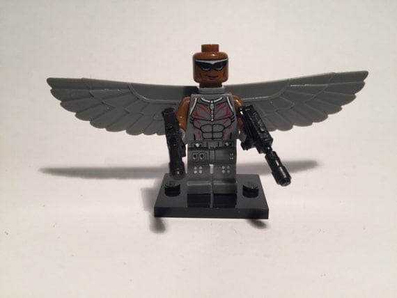 Falcon Marvel DC Comics Avengers building blocks Lego