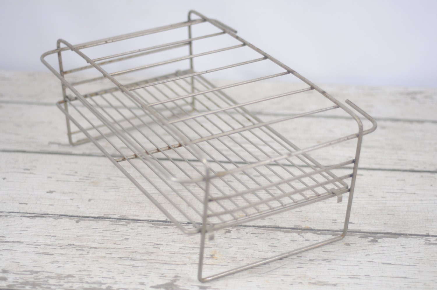 Vintage Metal Wire Rack Medium Storage Rack Oven Rack – Haute Juice