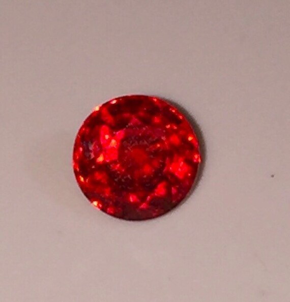 Natural Red Sapphire Bloody Red genuine Sapphire by BridalRings