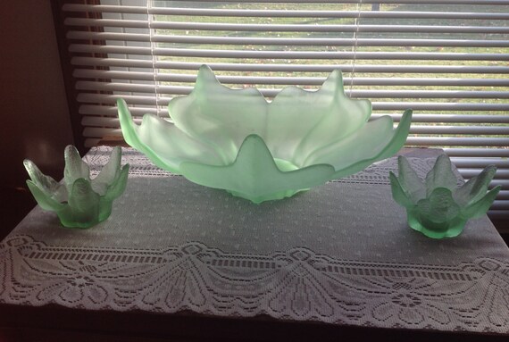 Vintage Viking Glass Co. Made Green Epic Pattern Console Bowl