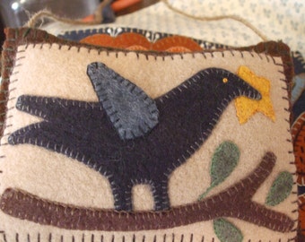 Folk art crow | Etsy