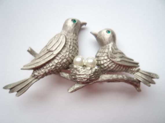 Vintage Signed JJ Silver pewter Birds in Nest Brooch/Pin