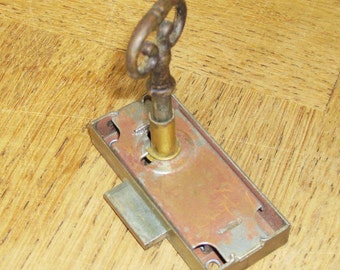 Vintage lock and key | Etsy