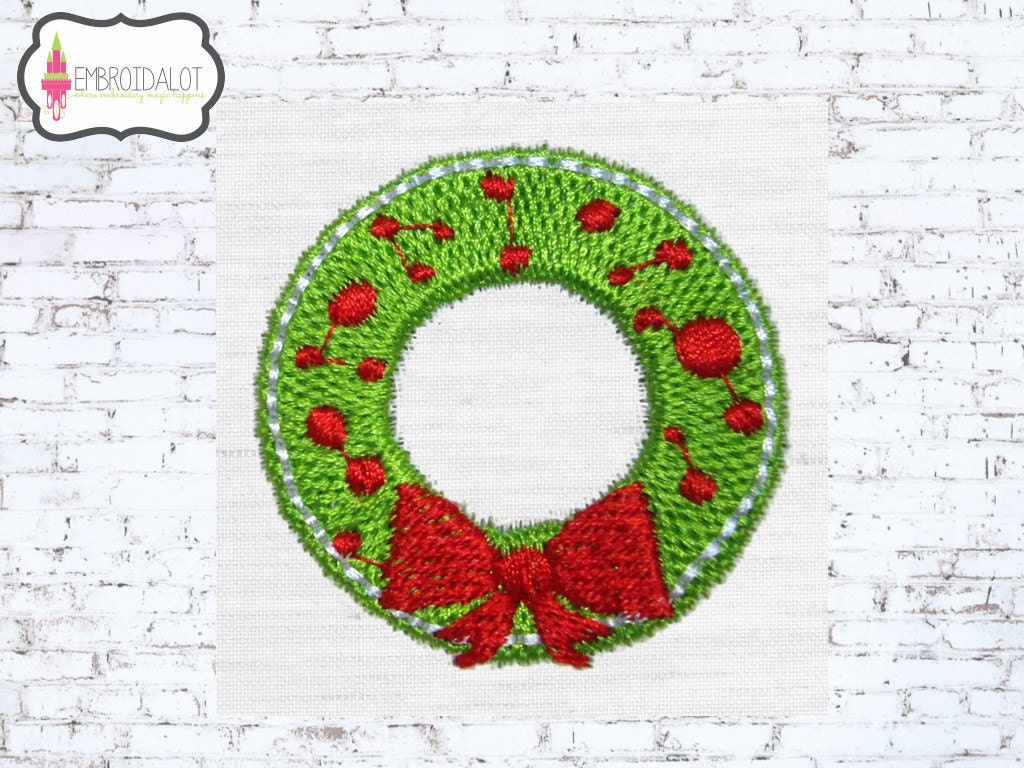 Christmas wreath machine embroidery design. So cute mini