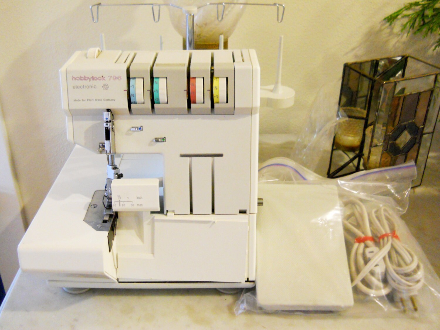 Vintage Sewing Machine Pfaff Overlock Serger Hobbylock 796