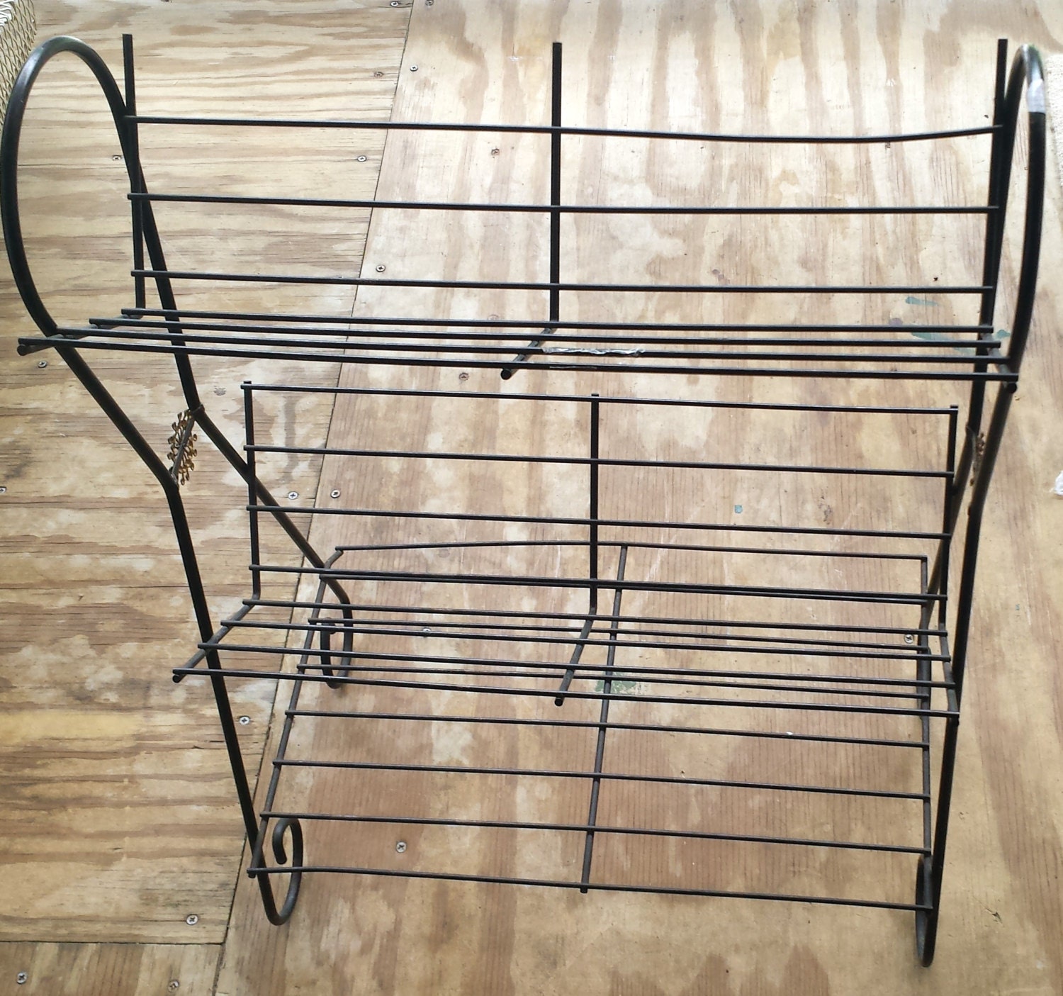 Vintage Mid Century Wire Decorative Stepped Three Tier Book rack ...