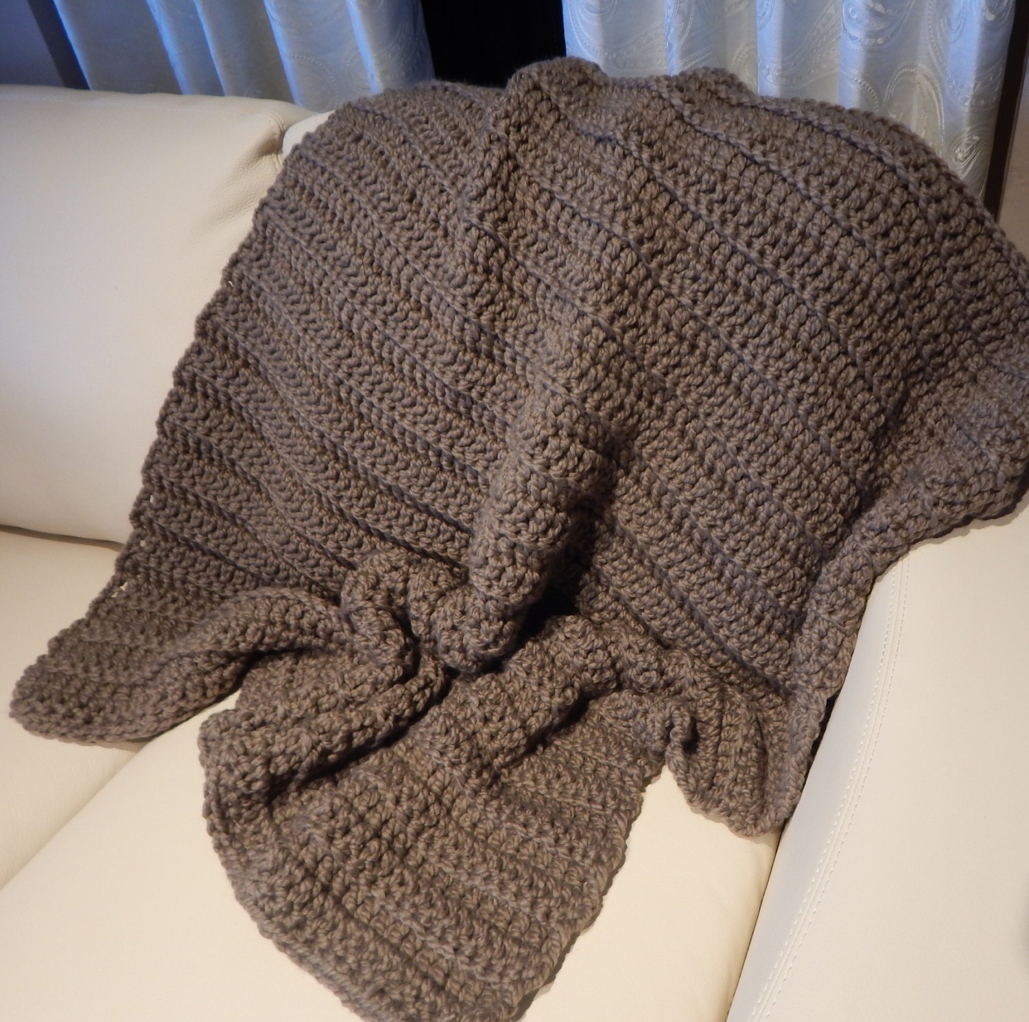 Crochet Pattern//Chunky Crochet Throw Blanket Ribbed Chunky
