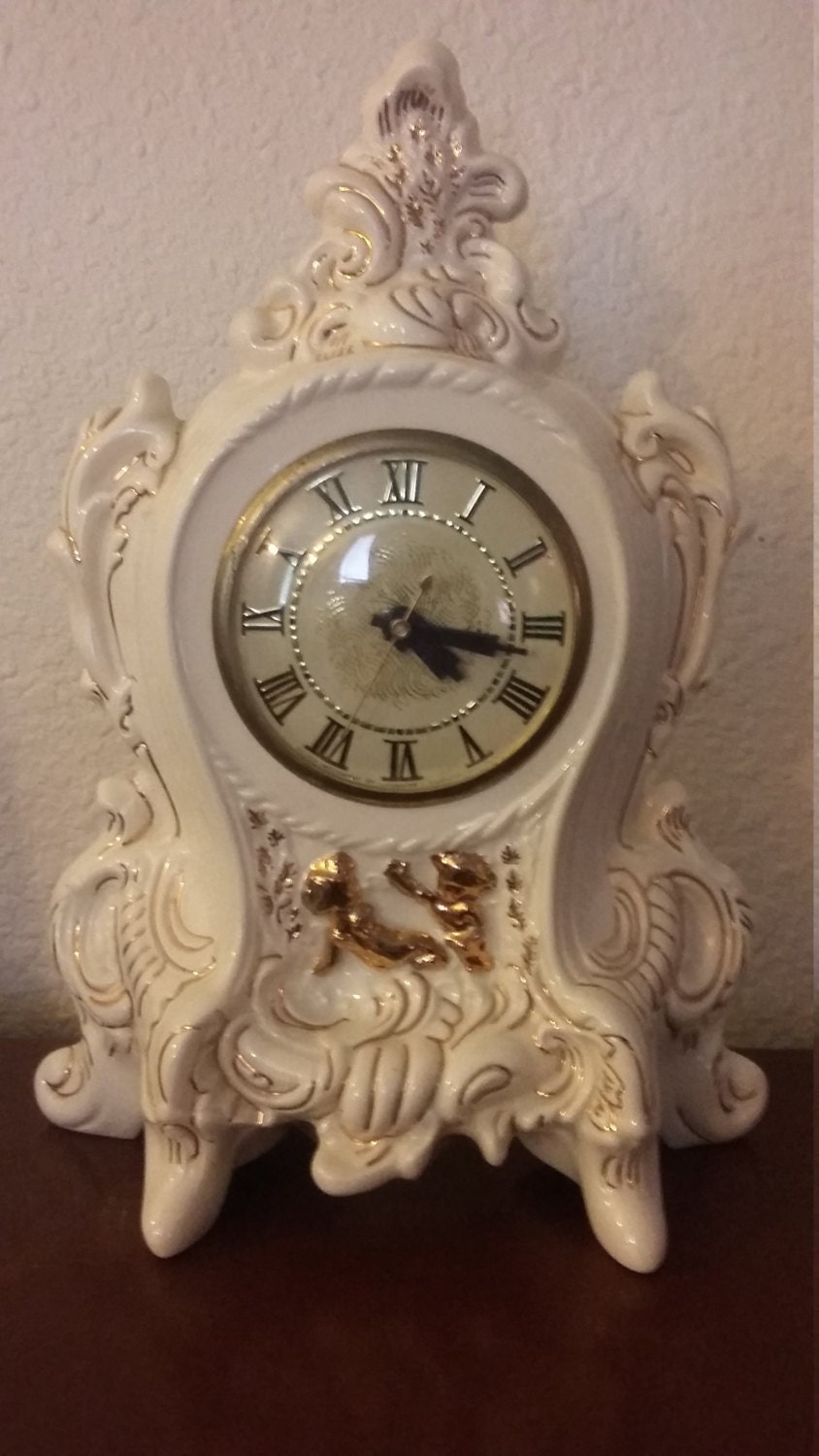 Lanshire Synchronous Self-Starting Electric Clock Vintage