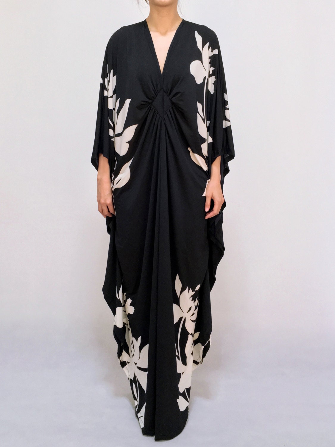 Black Kaftan Plus Size Maxi Dress White Flower Party Dress Black Kaftan Plus Size Maxi Dress White Flower Party Dress