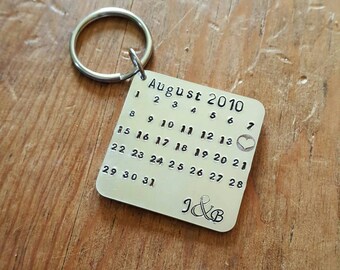 Calendar keychain | Etsy