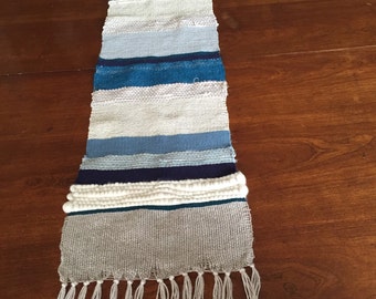 Neutral table runner | Etsy