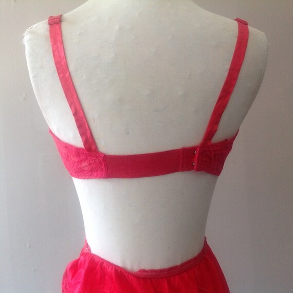 38B / Pointy Bullet Bra / by Hollywood Vassarette / Whirlpool