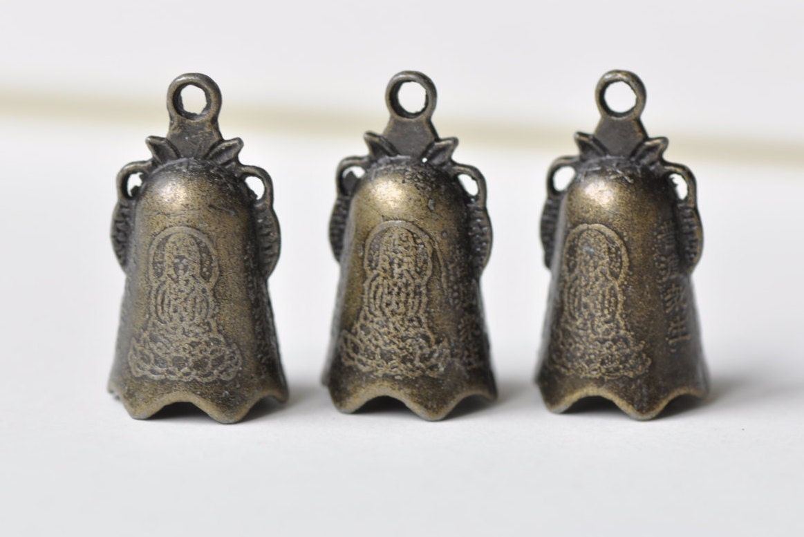 10 pcs of Antique Bronze Traditional Chinese Bell Pendants