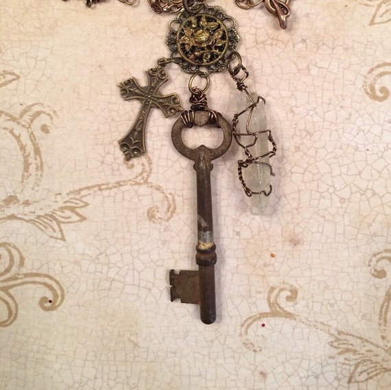 Skeleton Key cross crystal and Victorian by LesChosesNecessaires