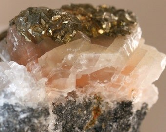 Gold calcite | Etsy