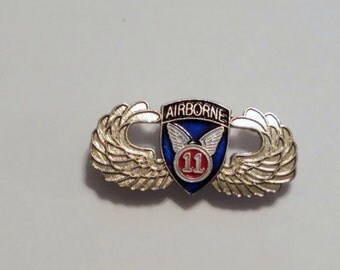 Airborne pin | Etsy