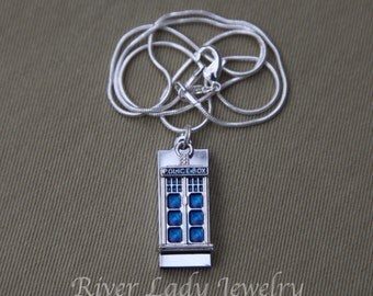 Flash drive necklace | Etsy