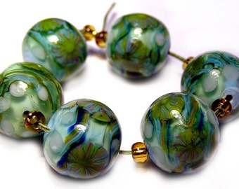 HANDMADE LAMPWORK by NAOMISH on Etsy