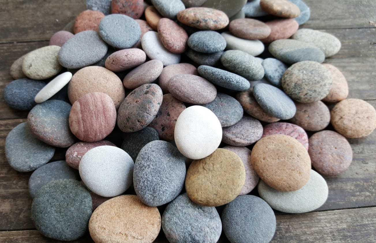 Round Sea Stones Flat Stones 100 pcs Medium Small Baltic