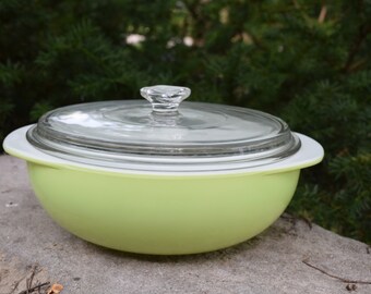 Vintage pyrex dish | Etsy