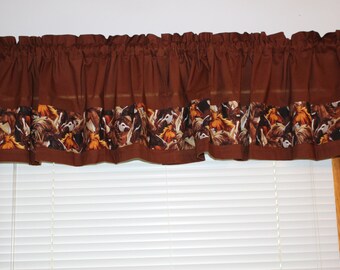 Horse valance | Etsy