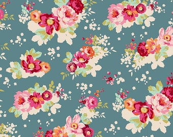 Cabbage rose quilt | Etsy