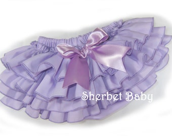View Classic Ruffled Bloomers by SherbetBaby on Etsy