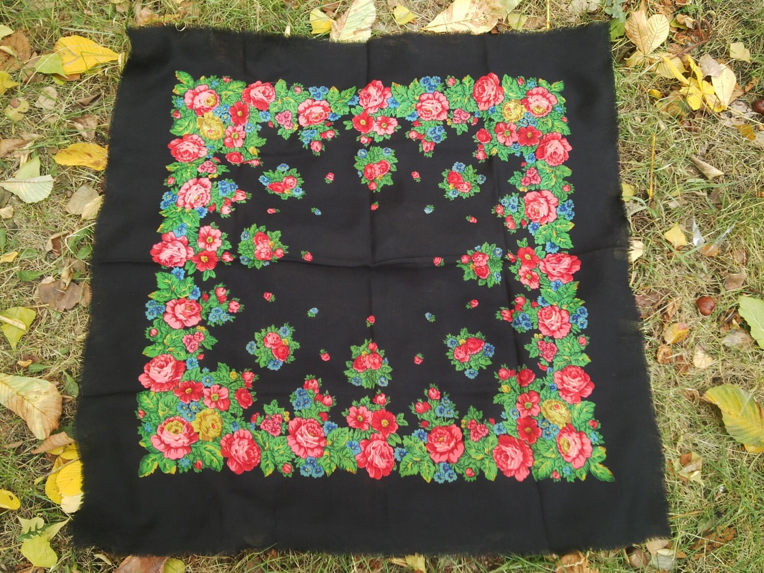 Black floral russian shawl, russian scarf, Russian black Scarf , black ...