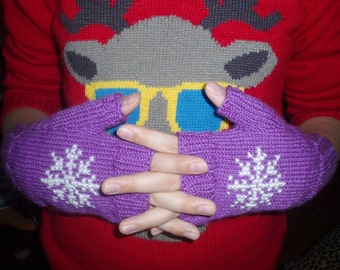 Knitted mittens / Lumpy Space Princess / by WarmingKnittings