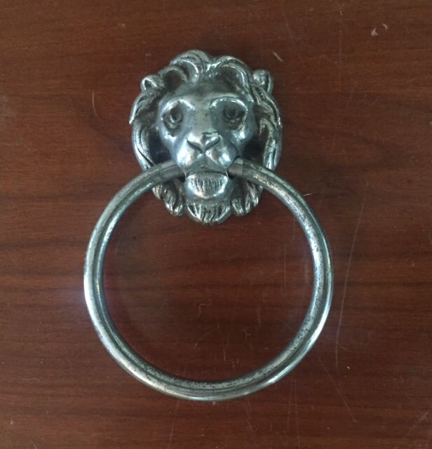 Vintage Lion Head Drawer Pulls/Door/Furniture Adornments – Haute Juice