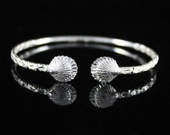 110 West Indian Bangle Plain Bangle with Cocoa Pods Handmade