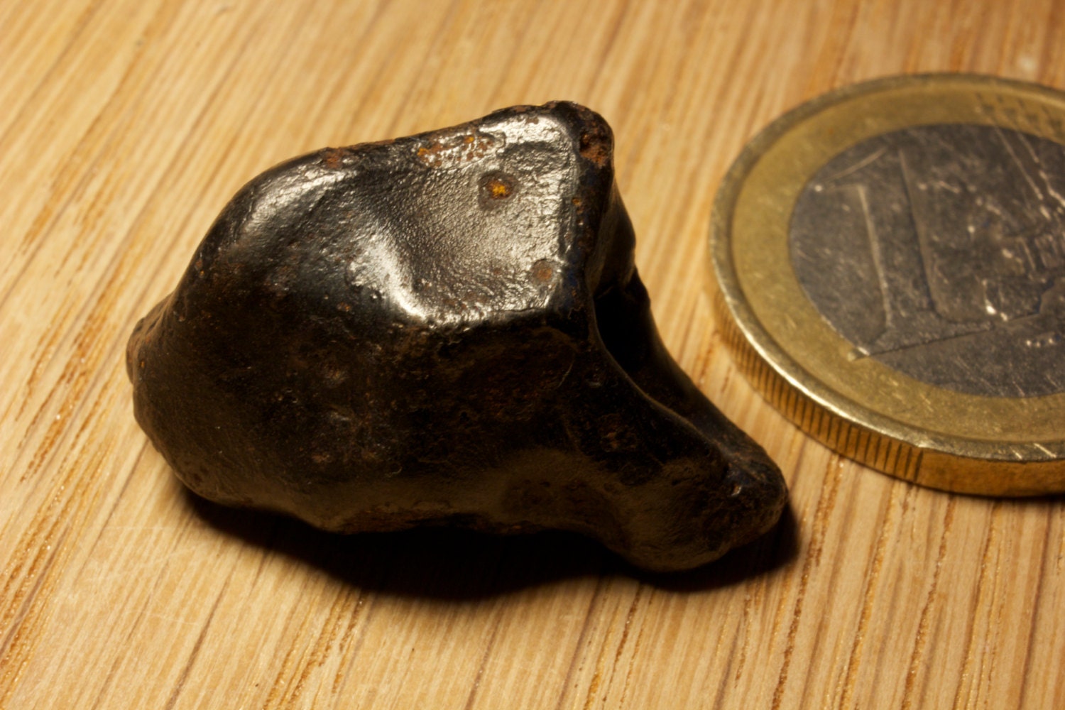 Meteorite found in Siberia 15.07gm 27x16x13mm