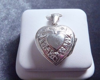 Silver heart locket | Etsy