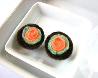 5 flat felted wool pebbles / beads pale blue. Perfect by Smika