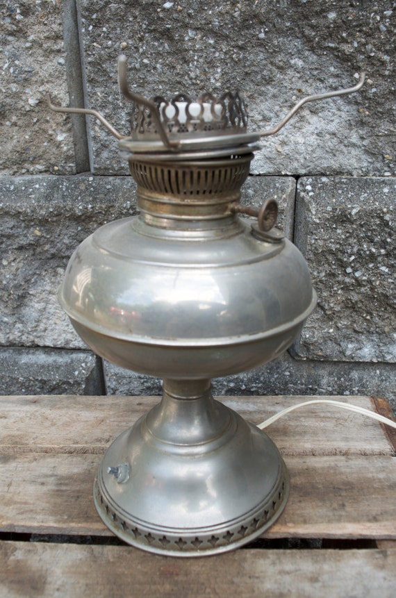 Antique Rayo Early 1900s Oil Lamp Converted Electric Nickel