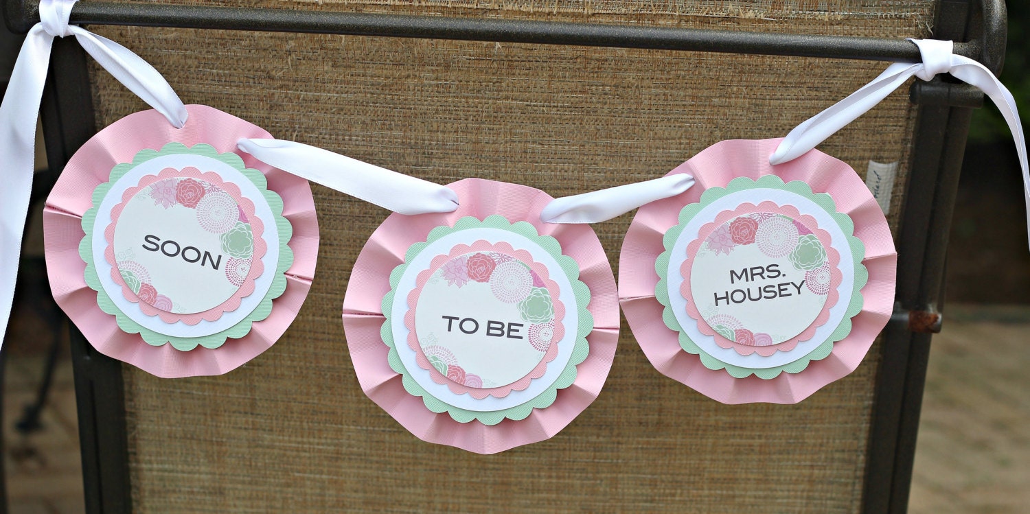 Bridal Shower Soon To Be Mrs banner. Pink and