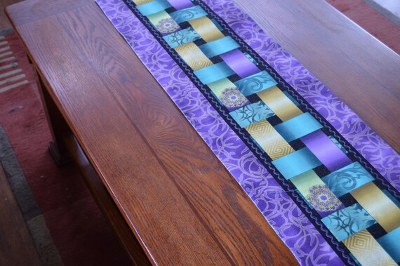 Table Runner Spring Multicolor Ribbons and Medallions Gift