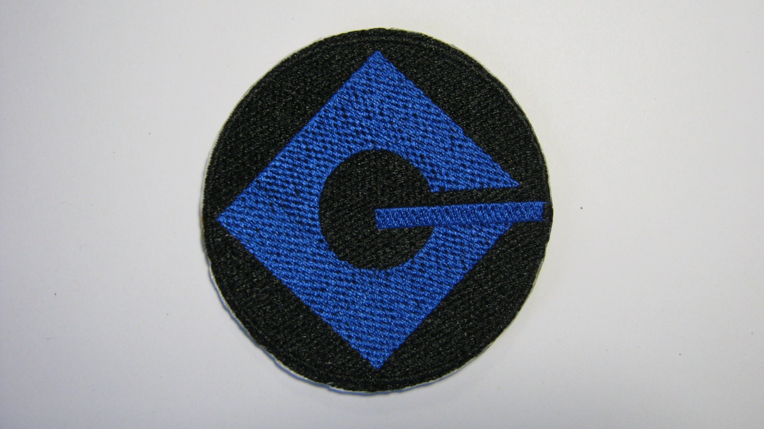 Despicable Me Minion Master Logo Embroidered Patch Badge Sew or Iron On ...