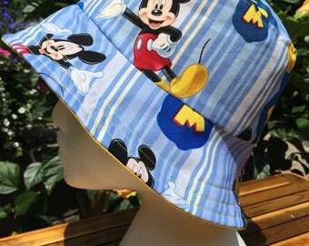 Minion Despicable Me Reversible Bucket hat. by AbicoyCreations